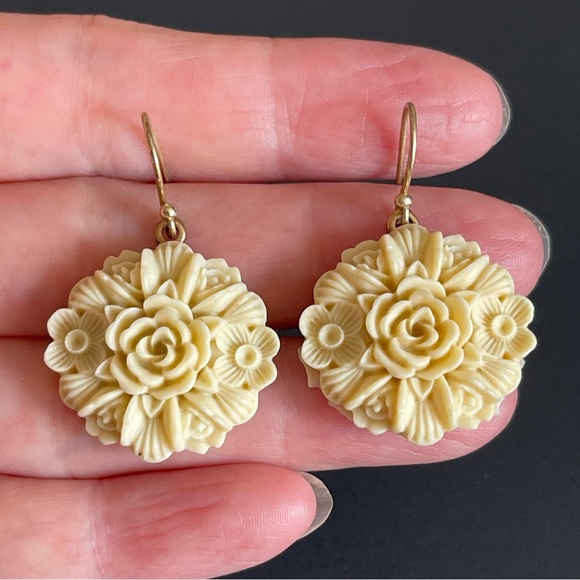 Lucky Brand | Jewelry | Luck Brand Floral Carved Earrings | Poshmark